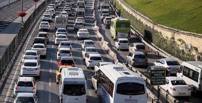 İstanbul trafiğinin 5 yılı analiz edildi: 4 yıl da trafik için ...