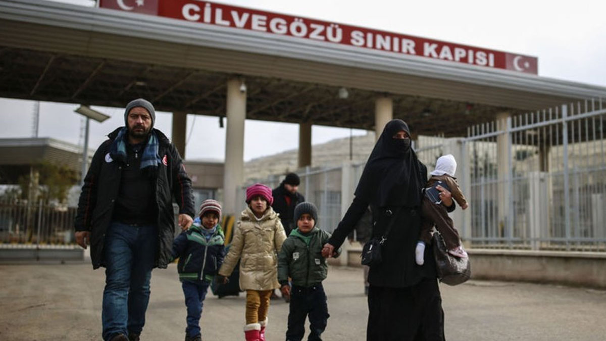 Suriyeliler için son tarih verildi! Göç İdaresi Başkanlığı duyurdu: O ... Suriyeliler için son tarih verildi! Göç İdaresi Başkanlığı duyurdu: O ...