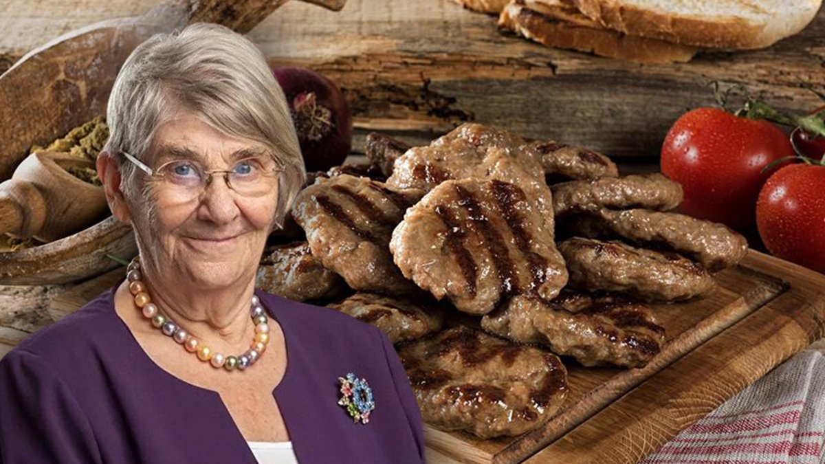 Canan Karatay ısrarla öneriyor! Eğer köftenin içine bir kaşık atarsanız ...