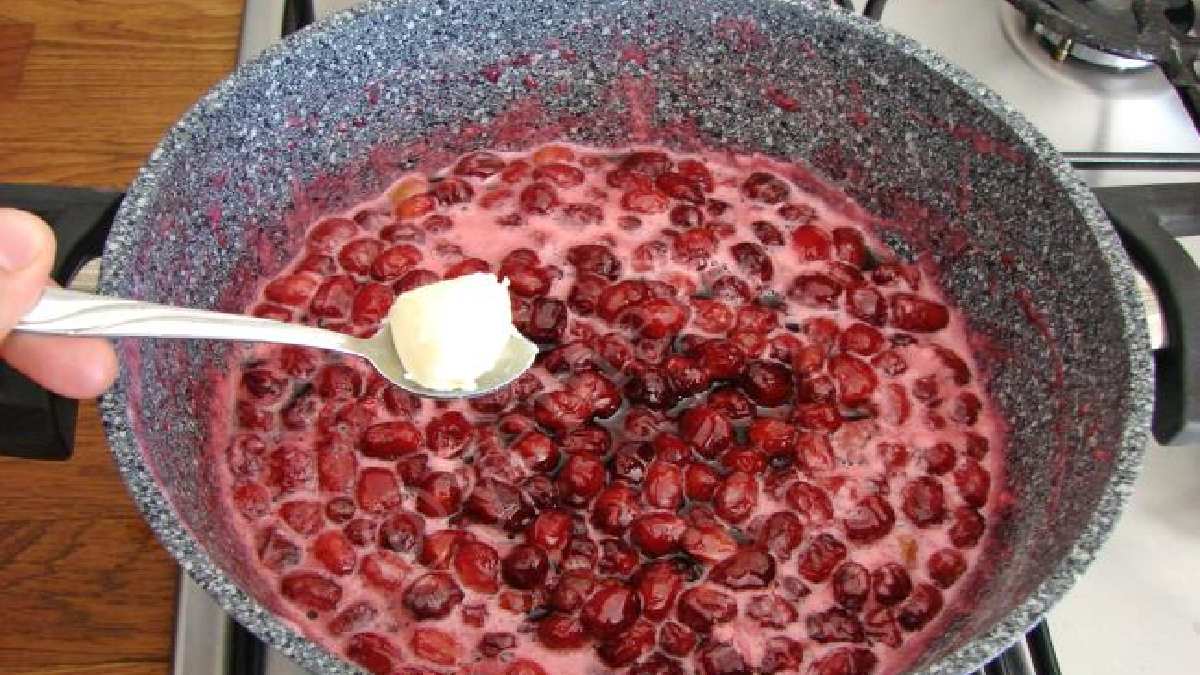 Reçel yapmanın püf noktası 1 kaşıkta saklı! İçerisine ekleyin lezzetini ...