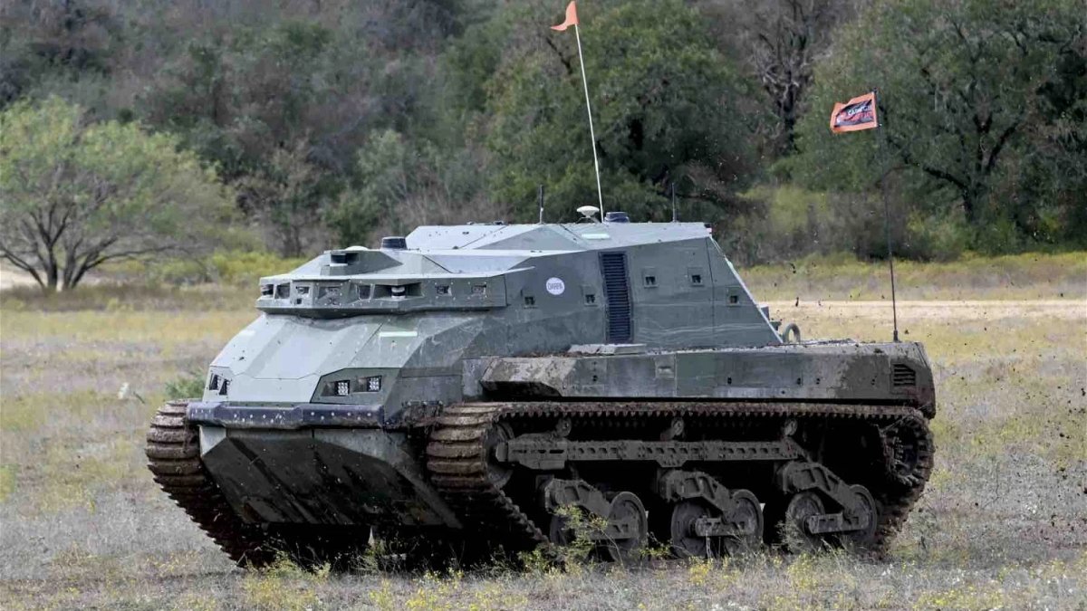 ABD yeni tankıyla gösteriş yaptı! 12 tonluk canavar: Yeşil gözlü otonom ...