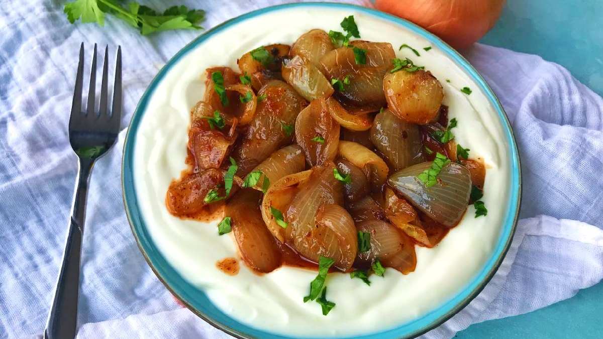 Ana yemek tadında meze! Her yemeğin yanına yakışıyor, 5 dk yapılıyor ...