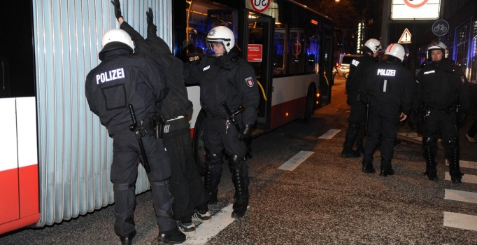 Alman polisi geçen yıl 7 kişiyi öldürdü - KARAR