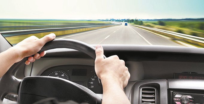 İki saatten fazla otomobil kullanmak zekayı düşürüyor İki saatten fazla otomobil kullanmak zekayı düşürüyor