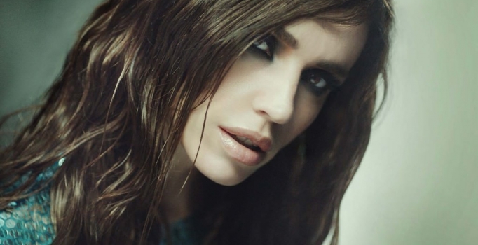 Gülşen ve Ozan Çolakoğlu 7 milyon TL'ye villa aldı - KARAR