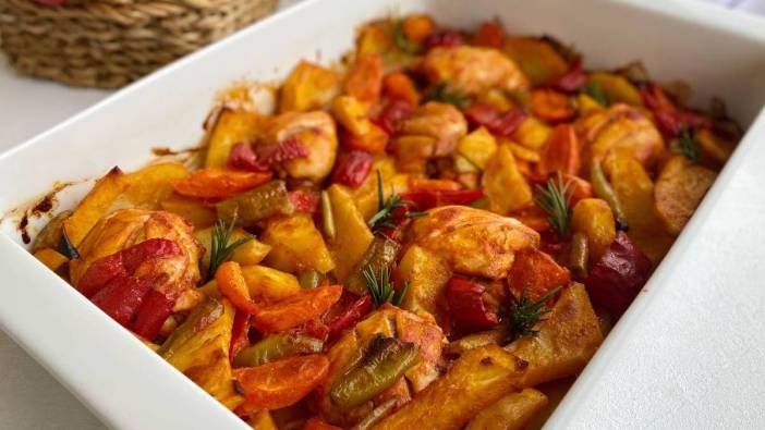 Hem sağlıklı hem de lezzetli! Denemeyen kalmasın: Fırında Sebzeli Tavuk ...