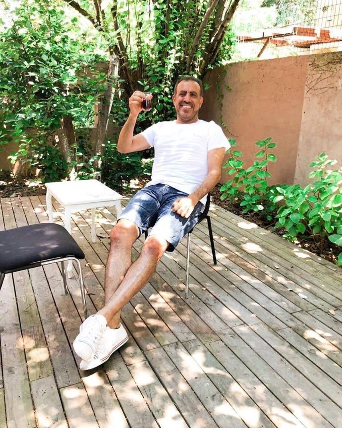 Haluk Levent kimdir, kaç yaşında, aslen nereli, evli mi? İşte hayat ... Haluk Levent kimdir, kaç yaşında, aslen nereli, evli mi? İşte hayat ...