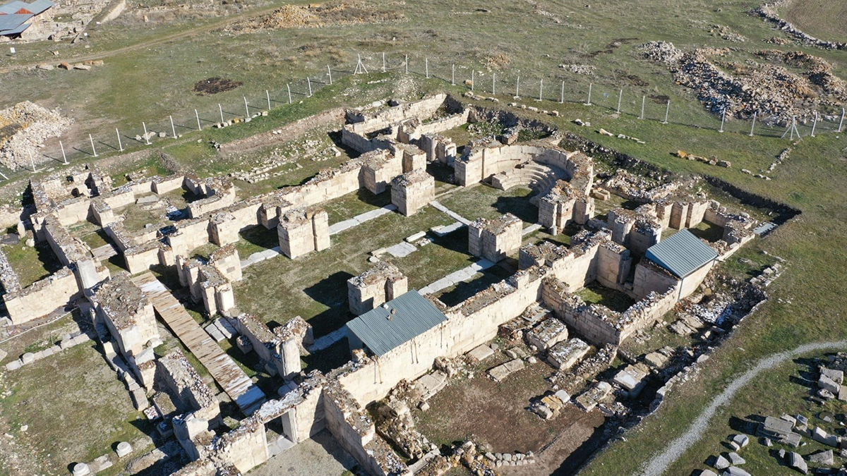 Amorium Antik Kenti'nde önemli buluş: Selçuklu'dan bugüne gelen izler ...