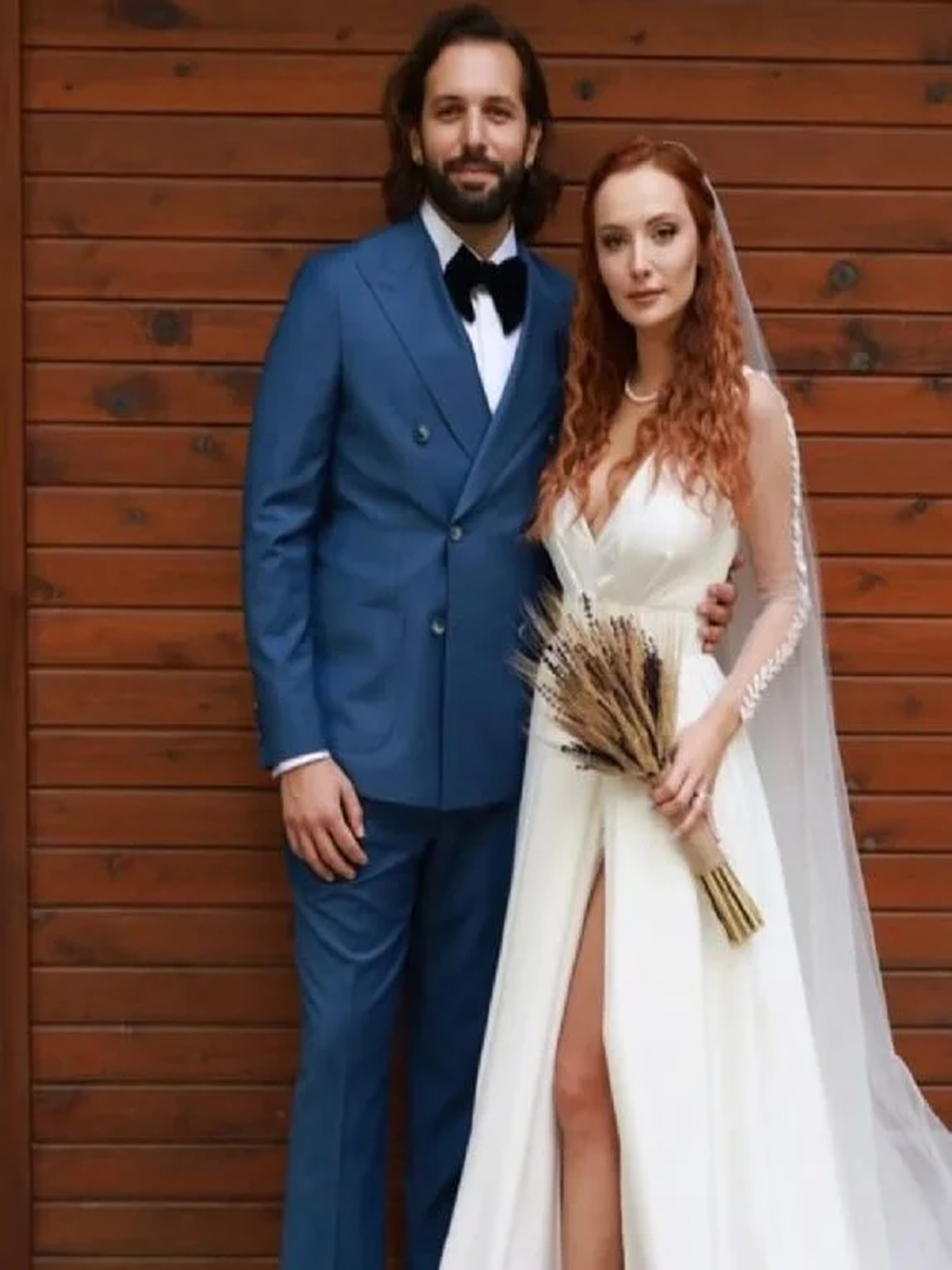 Başak Gümülcinelioğlu ile Çağrı Çıtanak dünyaevine girdi