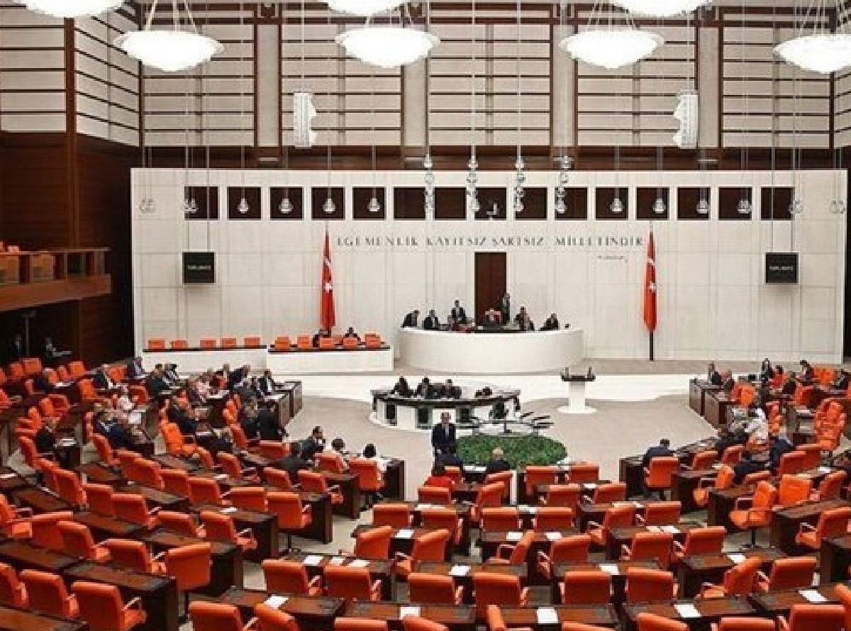 TBMM sosyal medya yasası içeriği nedir, kabul edildi mi? Dezenformasyon ...