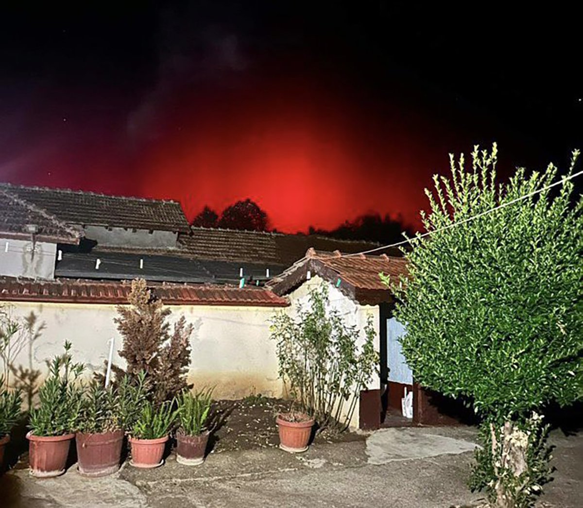 Tarihte bir ilk: Van ve Ordu'da Kuzey Işıkları görüldü - KARAR